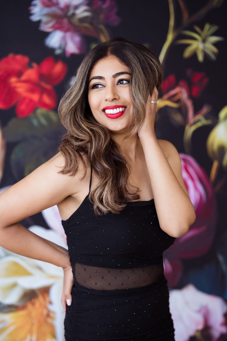 About - Rosey Hwang